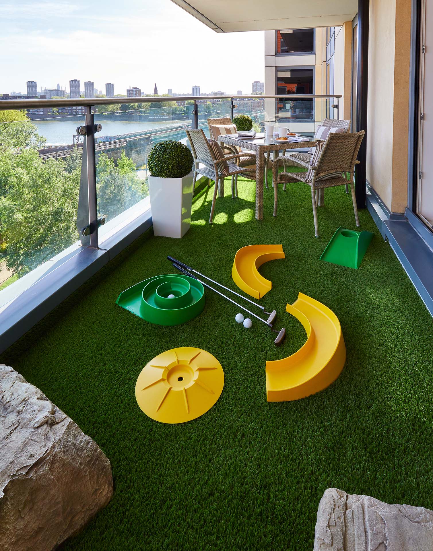 It's Worldwide Miniature Golf Day... really! - Residence Interior Design