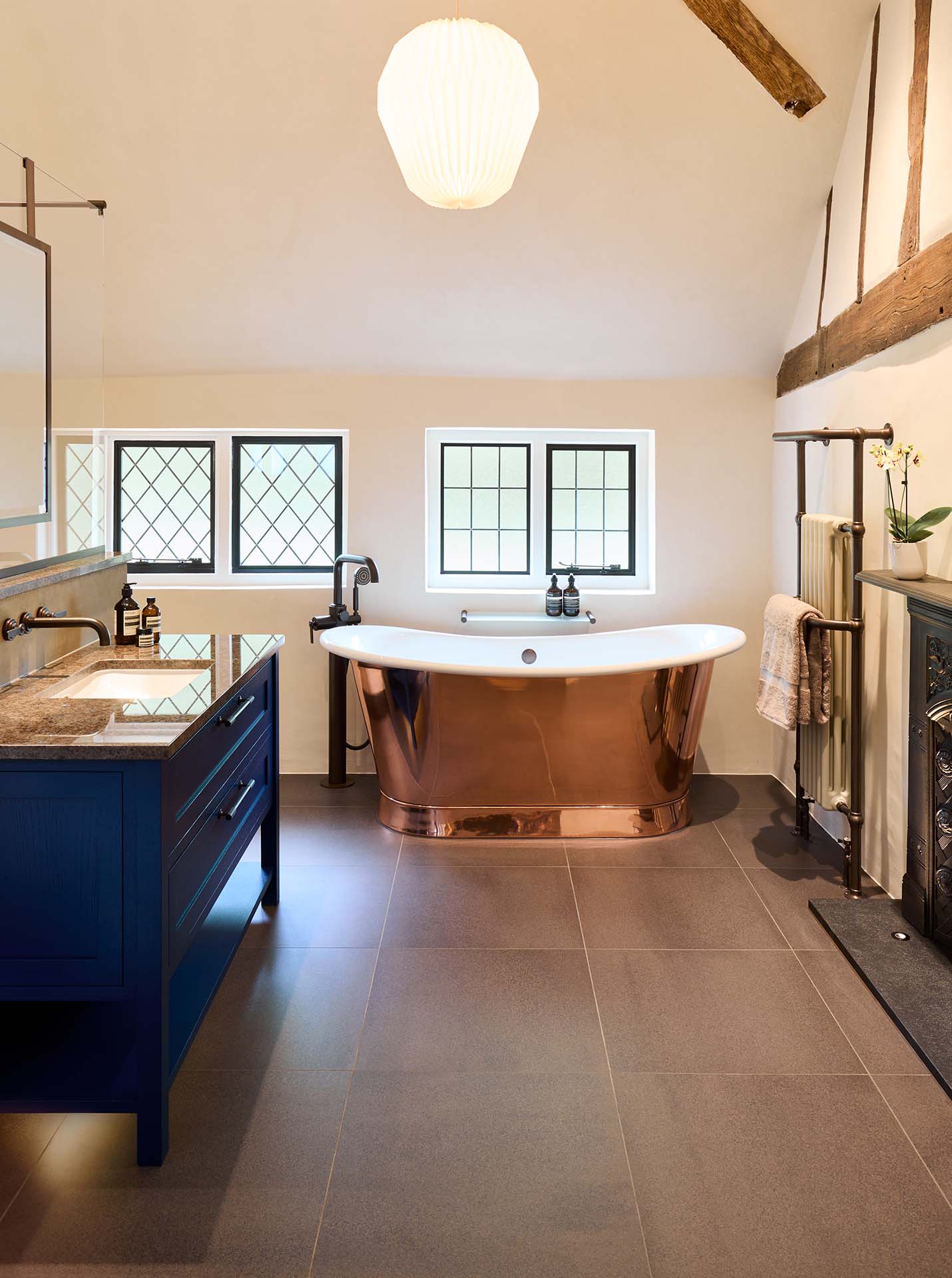 A transformation in Hartley Wintney, Hook, Hampshire - Residence ...