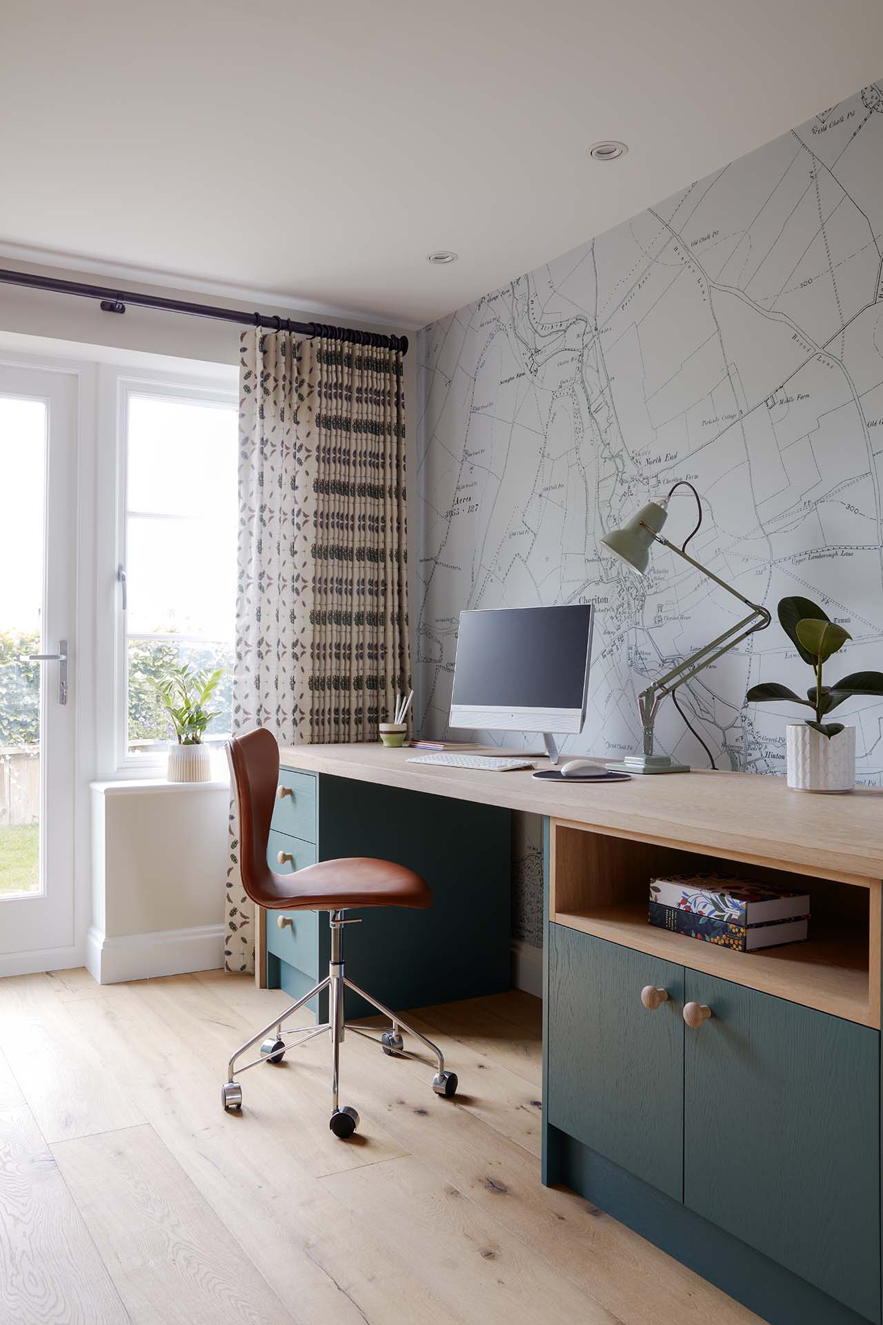 A Bold and Colourful Home, New Alresford, Hampshire - Residence ...